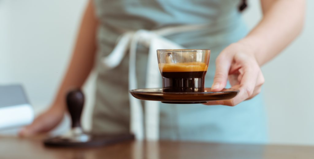 Você sabia que o café ajuda na queima de calorias? - IAO